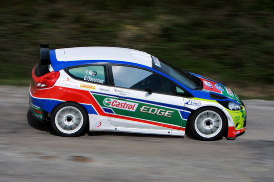 Avrupa Ralli Şampiyonu Castrol Ford Team Türkiye Avrupa Ralli Şampiyonu Castrol Ford Team Türkiye